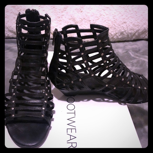 Report | Shoes | Report Black Cage Sandals | Poshmark